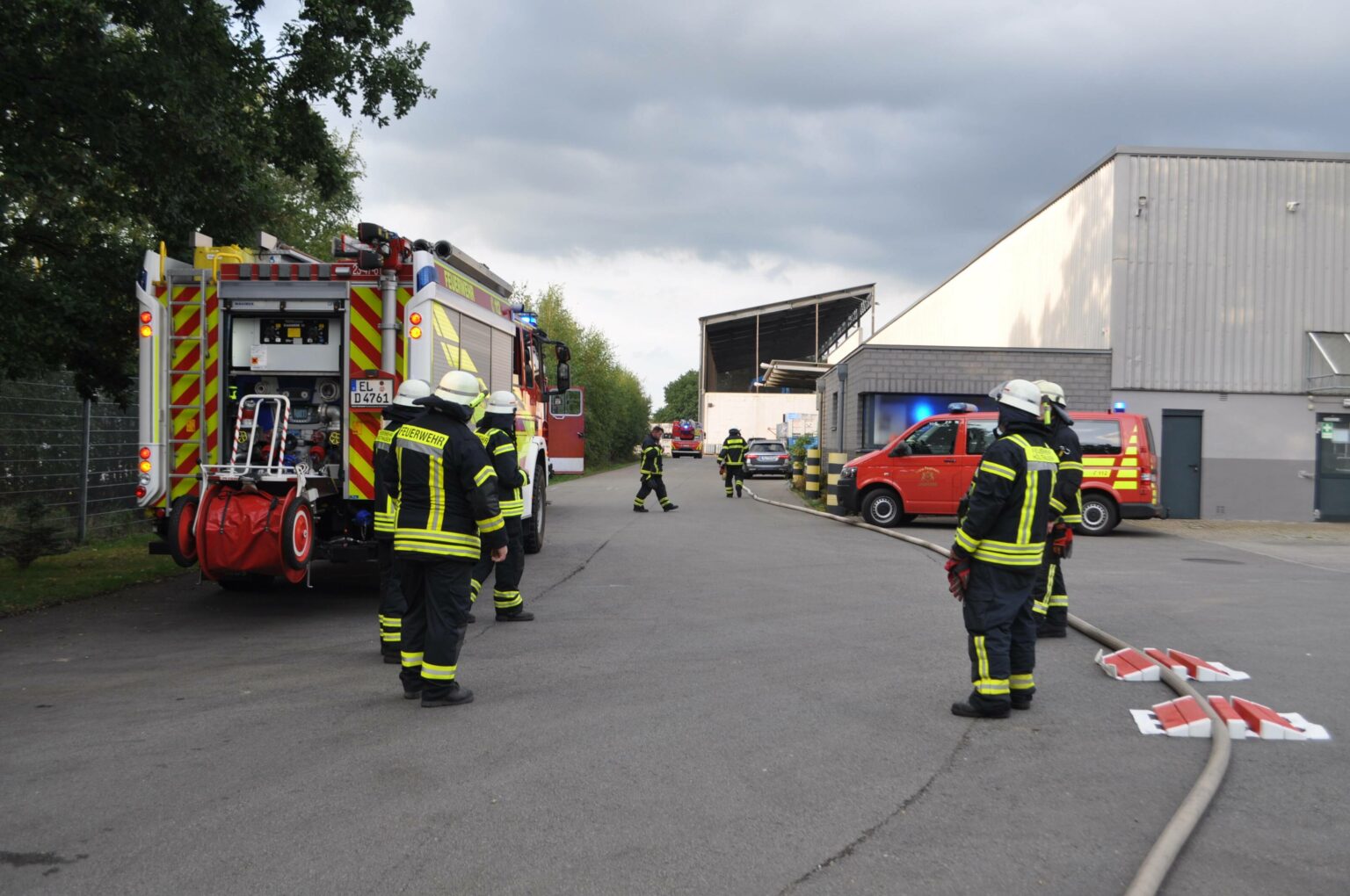 Update: Keine Sach- und Personenschäden bei Batterlielager-Brand in Lingen - Ems Vechte Welle