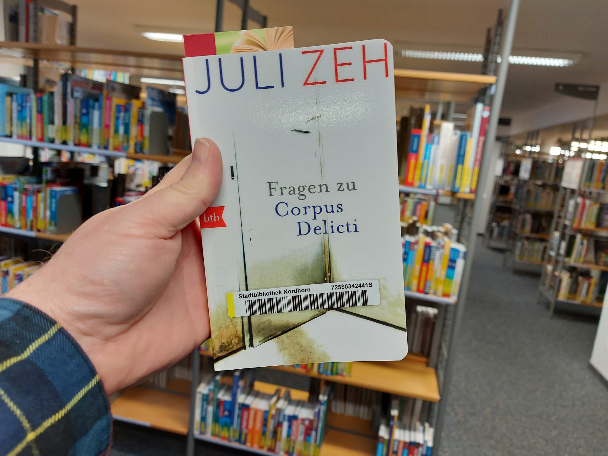 Buchtipp: Juli Zeh - Corpus Delicti - Ems Vechte Welle