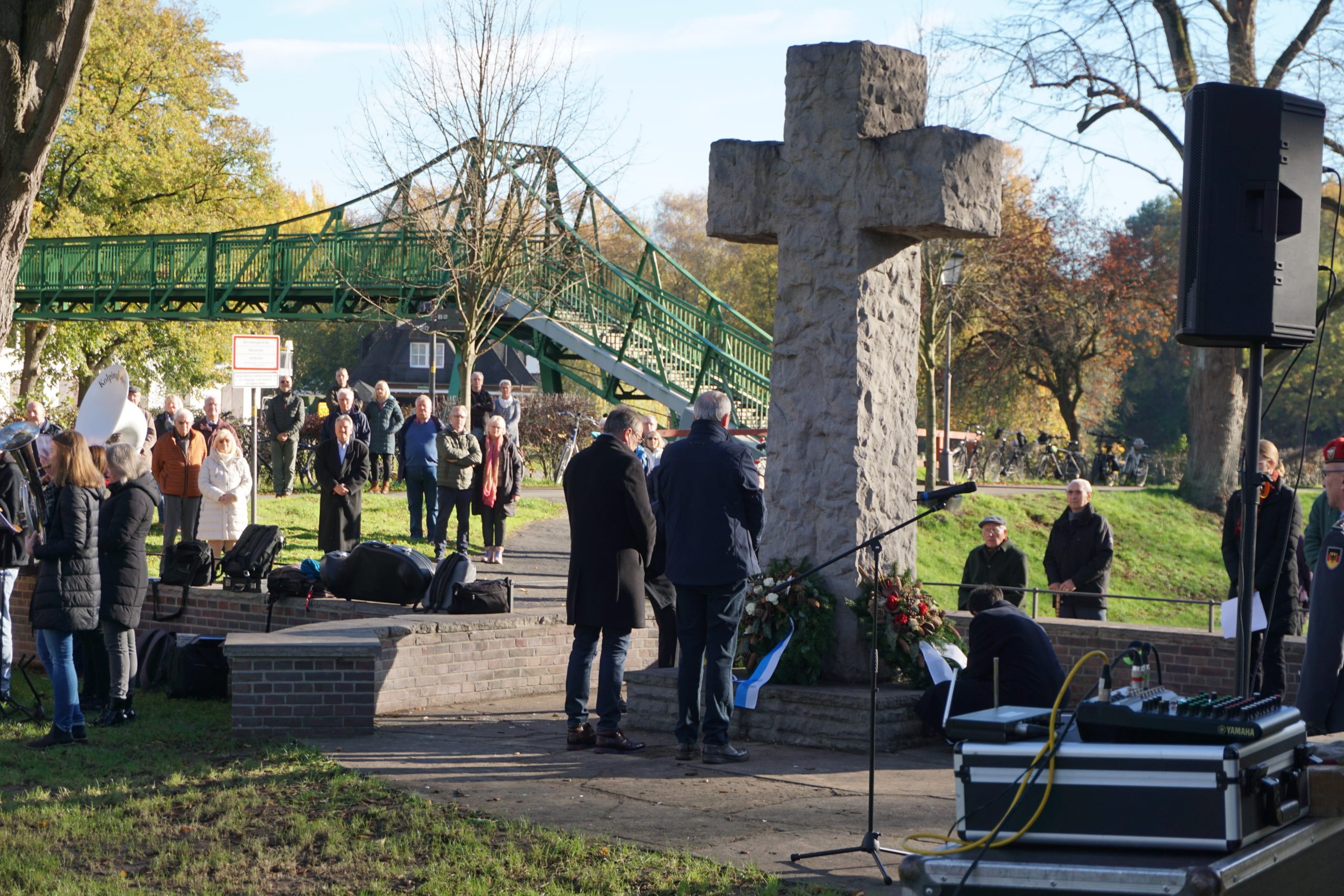 Meppen gedenkt den Opfern von Krieg und Gewalt - Ems Vechte Welle
