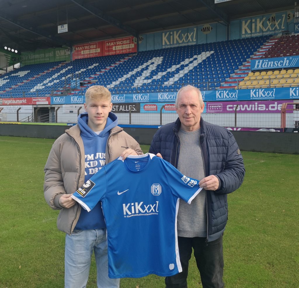 Nachwuchstalent Luca Prasse unterschreibt Profivertrag beim SV Meppen ...