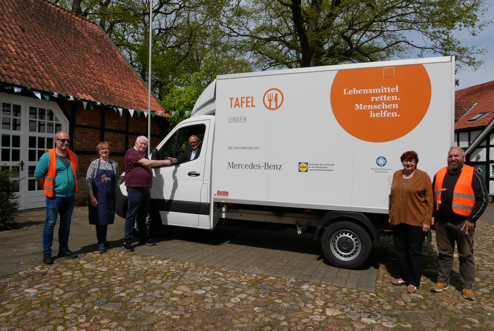 Neue Kühlfahrzeuge für die Tafeln Spelle und Haren - Ems Vechte Welle