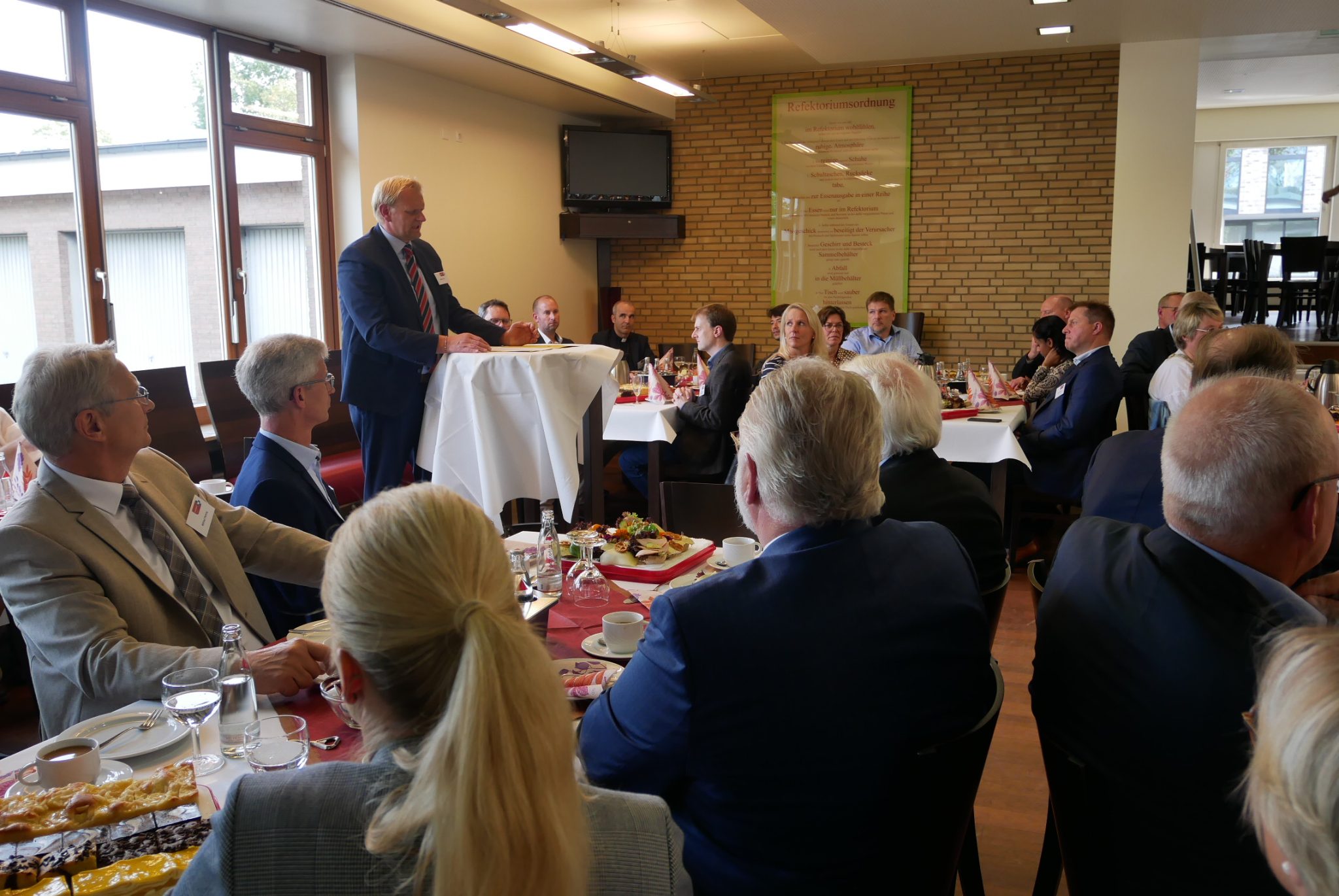 Stiftung "Handrup plus" am Gymnasium Leoninum gegründet - Ems Vechte Welle