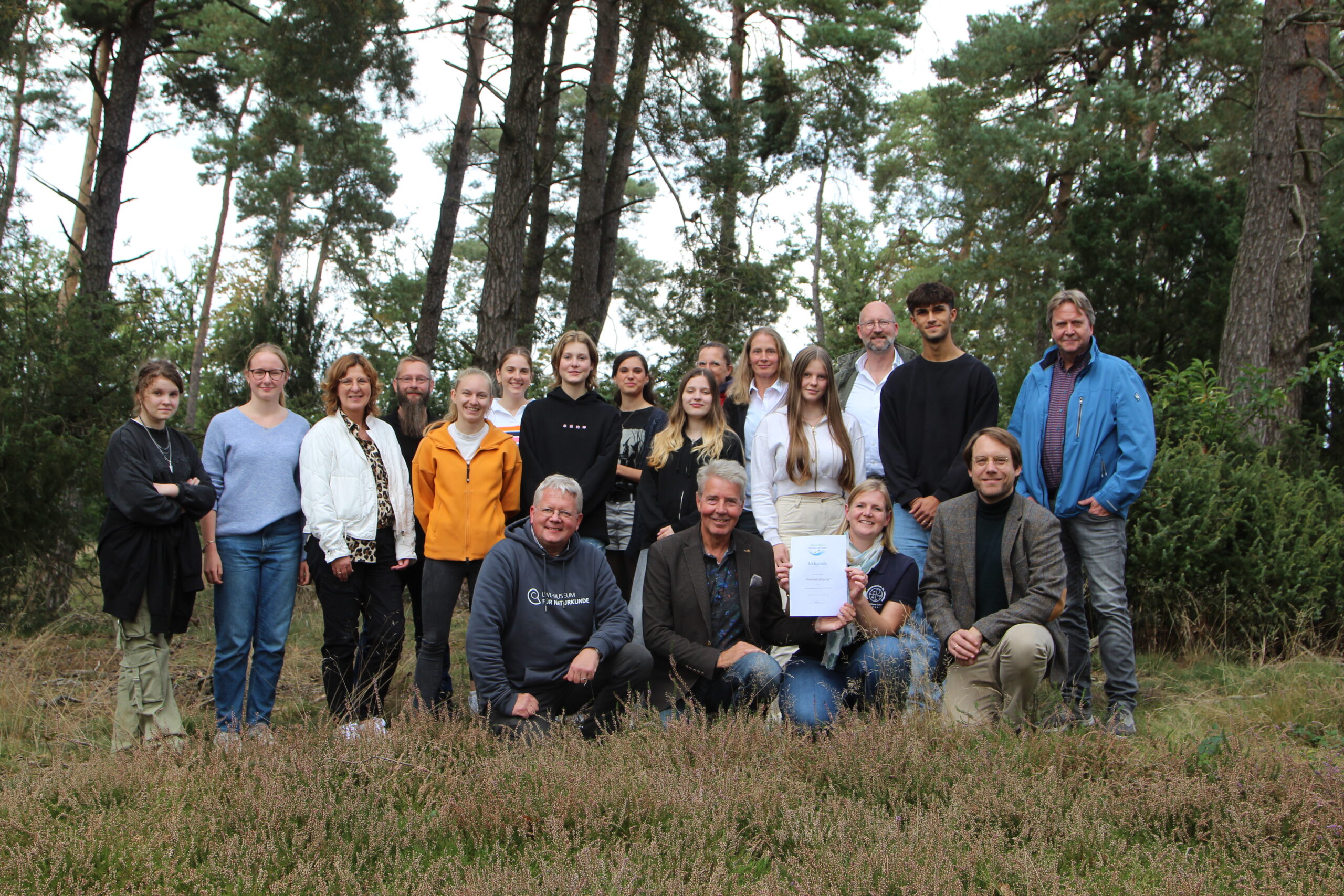 Natur-Netz Niedersachsen zeichnet „Wacholderpflege“ des Bardeler ...
